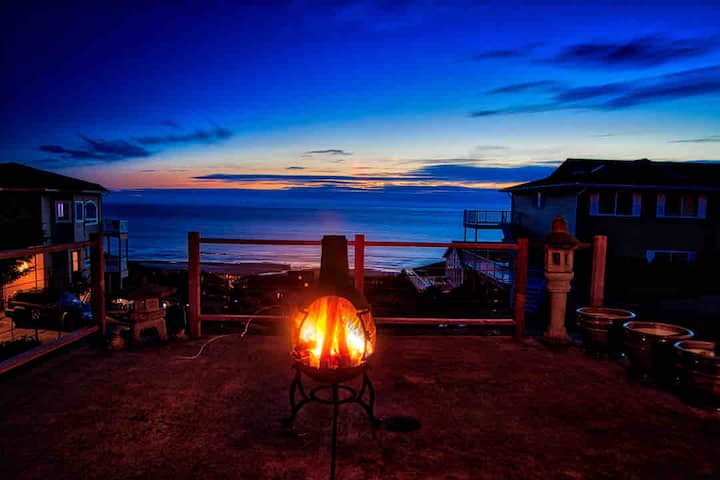 Amazing Hilltop Ocean View - Rockaway Beach, OR