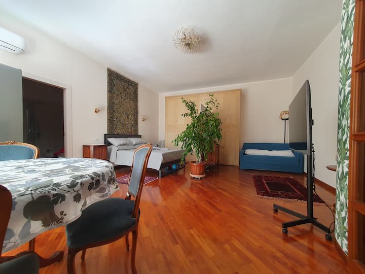 Casa Caracciolo Al Vomero - Napoli