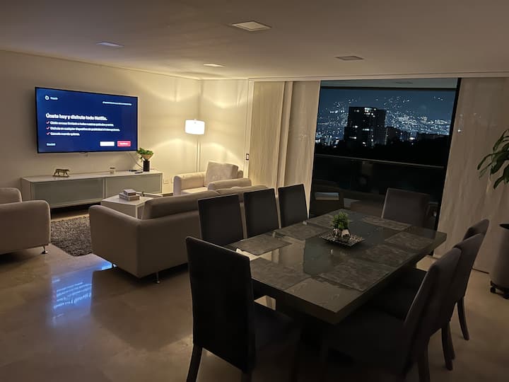 401 Piscina, Confort Y Vista En El Poblado - Medellín