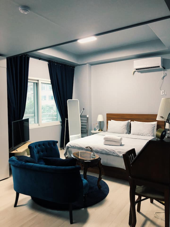 우평304 [청량리역 7분] 34㎡ 넓은 단독 스튜디오 · 장기숙박/교환학생 추천 - Seoul