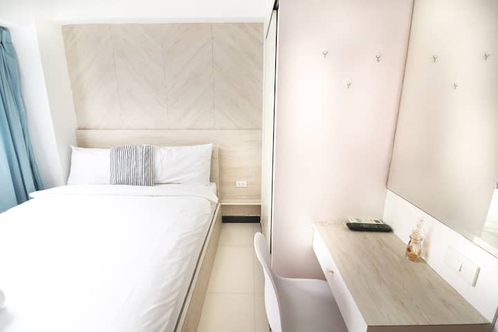 Compact Studio In Lumpini Mrt-sathon-silom-ramaiv - Bangkok