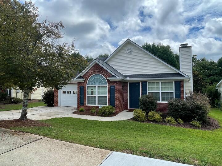 Cheerful Home In Quiet Location Minutes From Uga - Athens, GA