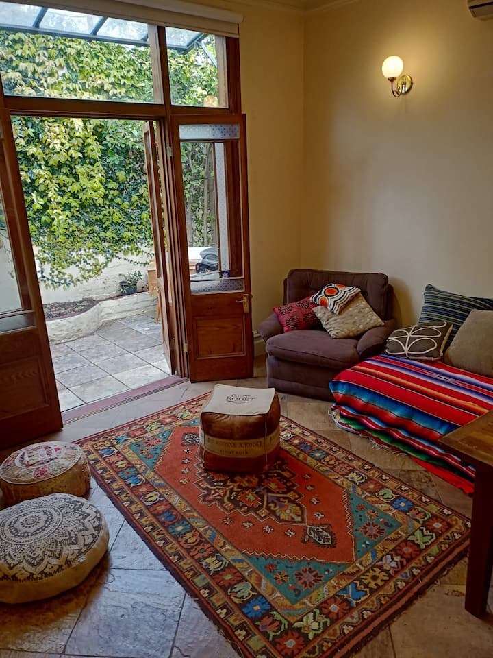 Cozy Room In The Heart Of Action - St Kilda