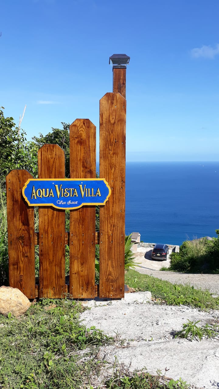 Aqua Vista Villa - Saint John