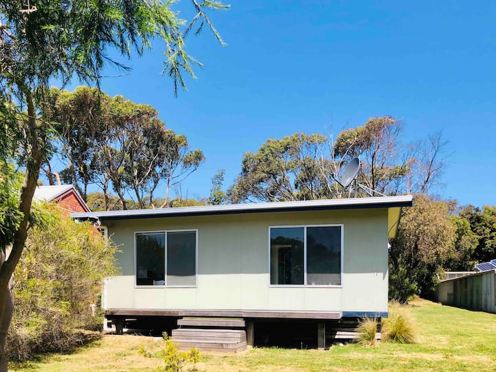 Cosy Coastal Cottage Retreat - Port Campbell