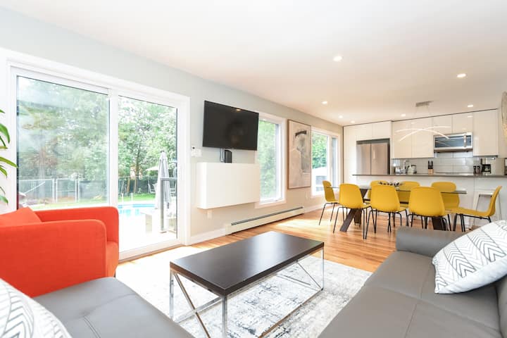 Luxury | 3 Beds, 3 Baths | Main Level Apt | Nepean - Ottawa