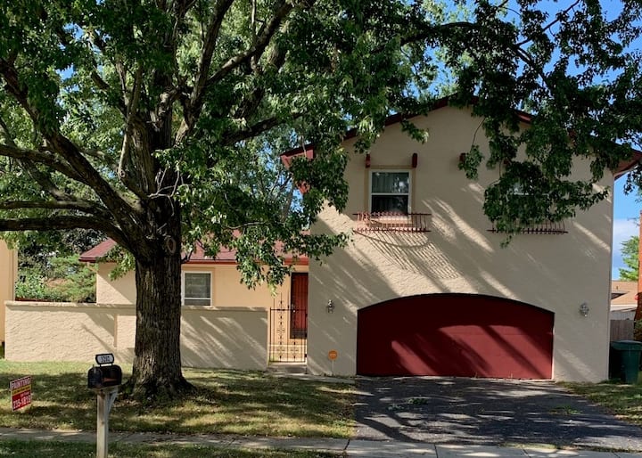 Spaceous, Clean, 4 Bedrom, 3 Bth - Polaris, OH