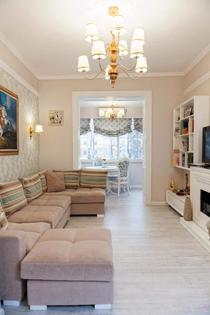 Riverside Elegance In The  Heart Of Tirana - Tirana