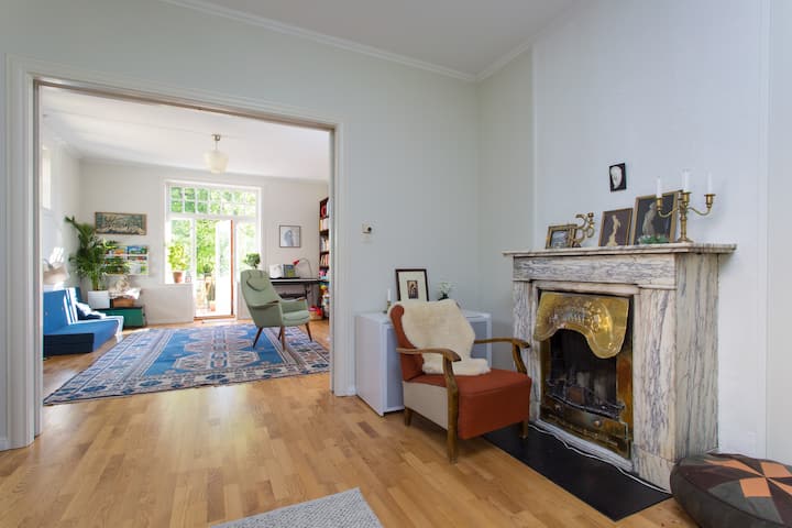 Balcony And Garden In City Center - Bergen, Norwegen