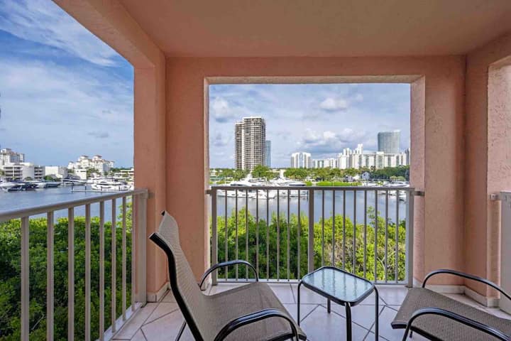 Stunning Intracostal View 3 Bedr 2 Baths Aventura! - Bahamas