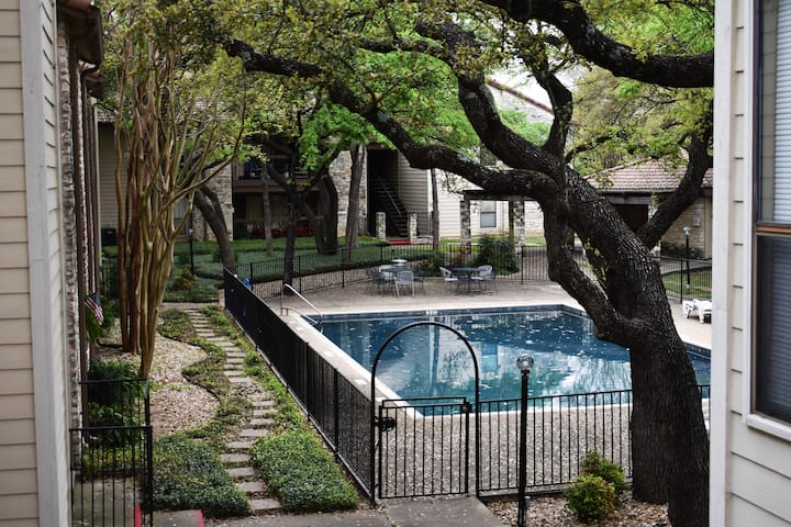 Entire Clean 2/2 Apartment In Nw - Austin, TX