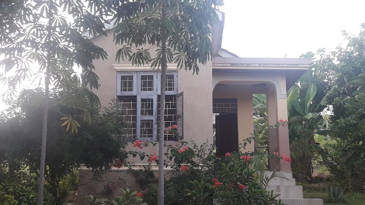 Reyna Eco Hideway Retreat - Dar es Salam