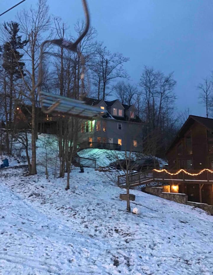 Ski In Ski Out - 2nd Floor! - Winterplace Ski Resort, WV