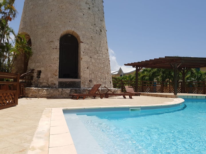 Ste Anne Bois Jolan. "Le Vieux Moulin". 4/6 Pers - Guadeloupe