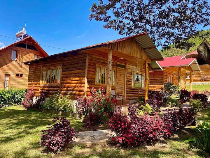Cabañas Entre Troncos - Oxapampa