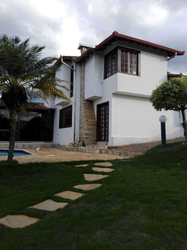 Casa Charmosa E Aconchegante, Segura E Relaxante. - Esmeraldas