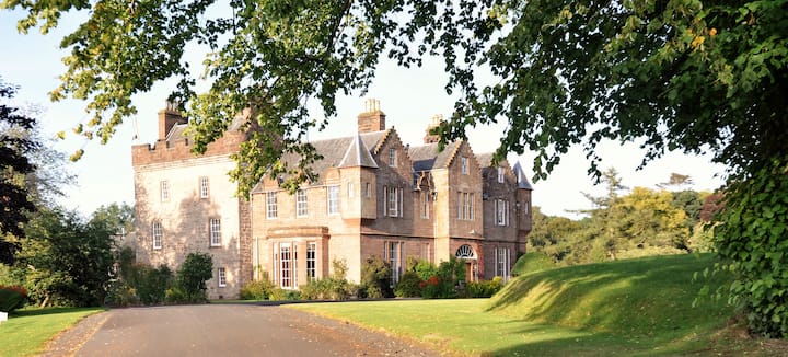 Carnell, Carnell Estate, Ayrshire - Castles for Rent in East Ayrshire ...