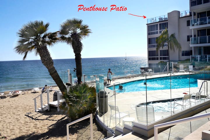 Malibu Oceanfront Luxury 2 Bedroom Penthouse. - Malibu, CA