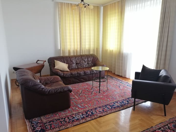 Quiet Stay 10 Min From Airport - Warschau