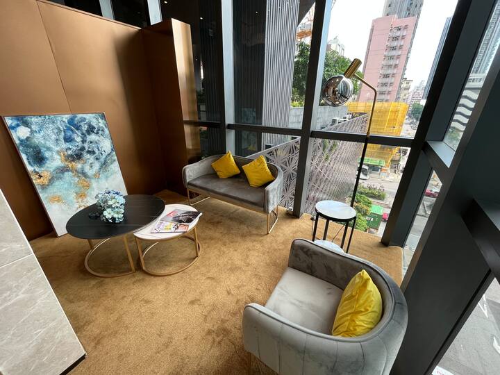 Metro Exit Family Of 4 Tiny Chic Home 2balconies - Shenzhen