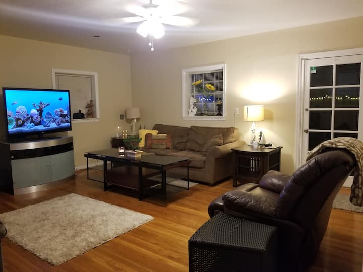 Private,  Jacuzzi, Lg Outdoor Space - Hollywood, FL