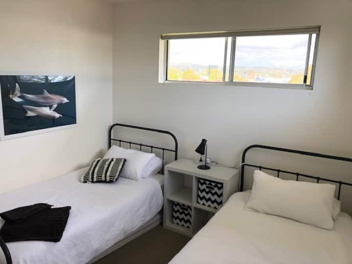 Dolphin Room - Brighton Beach Retreat - 