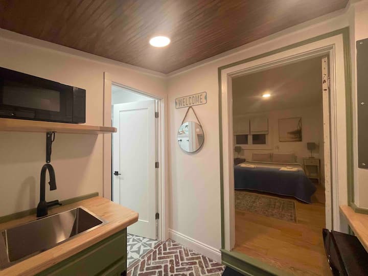 Erie Street Rentals Unit 4 - Put-in-Bay, OH