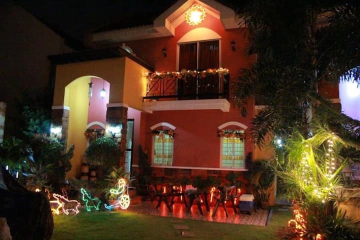 Staycation Home! Near Naia & Shopping Malls! - Muntinlupa