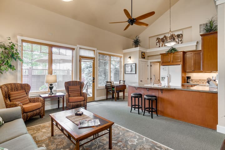 Cottonwood Ste. In Town, 1 Level, Walk/bike, Quiet - Sisters, OR