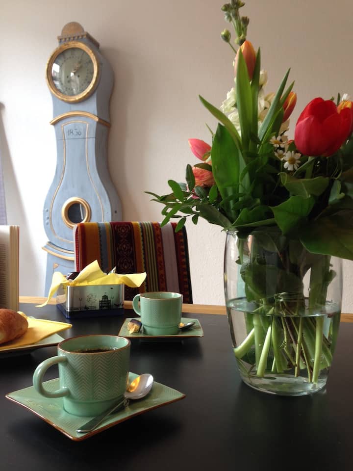 Eclectic & Unique Downtown Space - Kiel