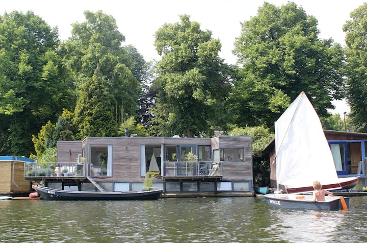 Sunny Houseboat (Incl Small Boat!) Utrecht/centre - Utrecht