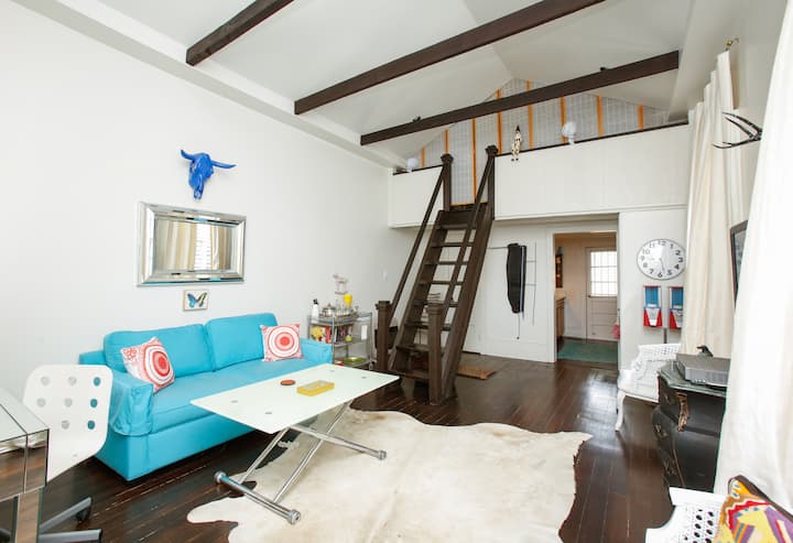 Irish Channel Tiny Home With Big August Discount - Gretna, LA