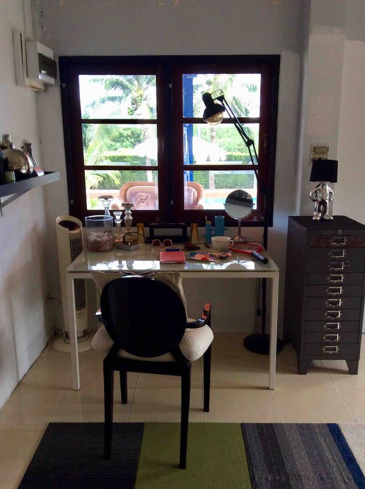 Chilled Out 420 Tropical Villa - Hua Hin