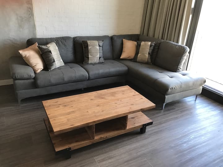 One Bedroom Apartment In Matrix - Goodwood