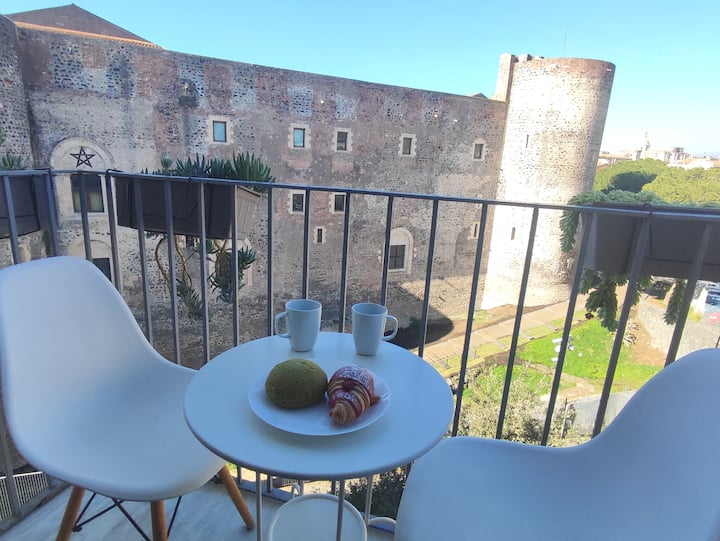 Bright Apartment In The Heart Of Catania-quarters4 - Catania