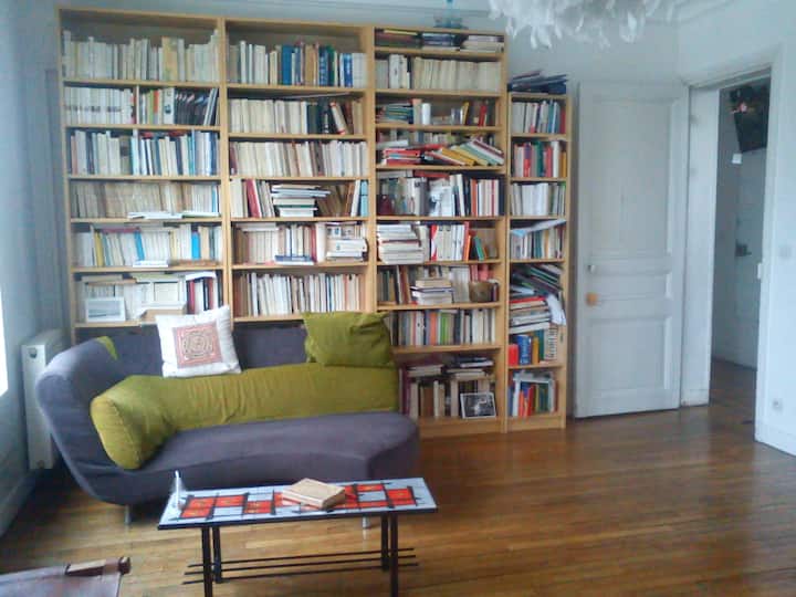 Un Appartement Lumineux Et Chaleureux. - Vincennes