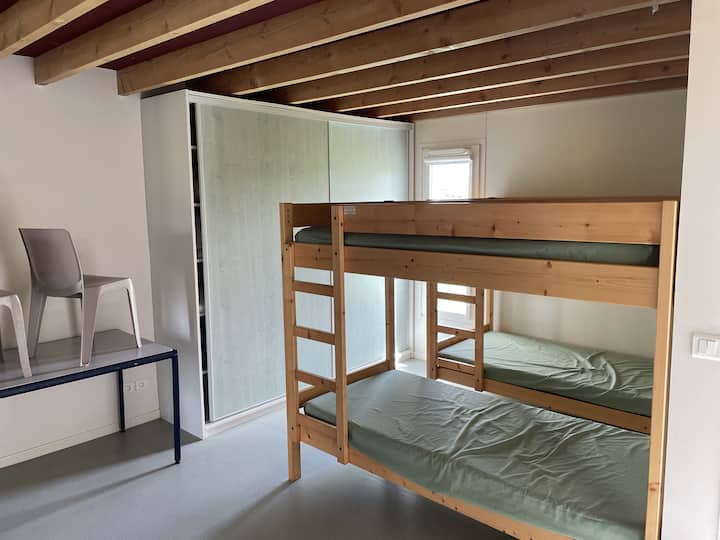 Dortoir Au Bord Du Lac - Vic-sur-Seille