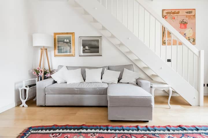 Appartamento Di Charme In Tipica Casa Di Ringhiera In Zona Porta Venezia - Milan