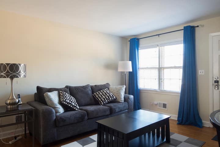 *Sanitized Safe* 1 Bdr Midwood/commonwealth Condo - Charlotte, NC