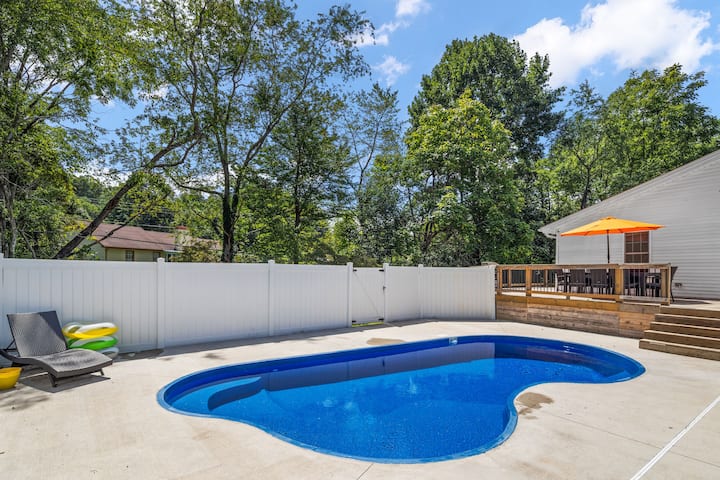 Hot Tub, Pool, King Bed, Asheville - アシュビル, NC