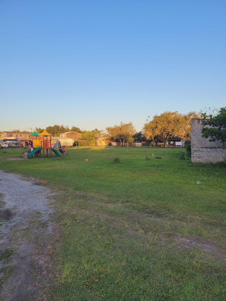 Casa Na Praia De Leste - Matinhos