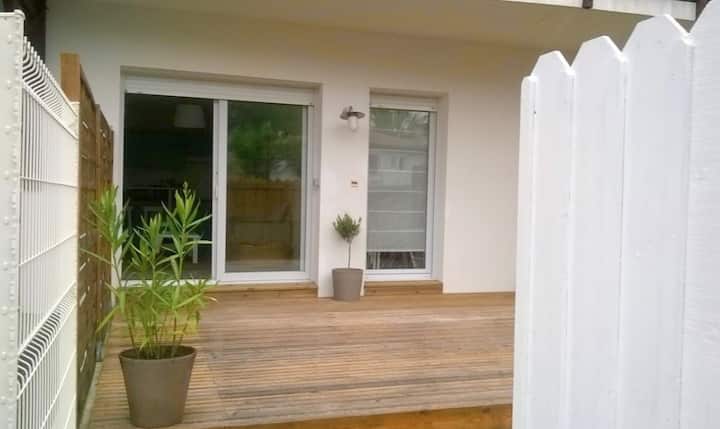 Appartement Avec Sa Terrasse Fermée Au Canon - Lège-Cap-Ferret