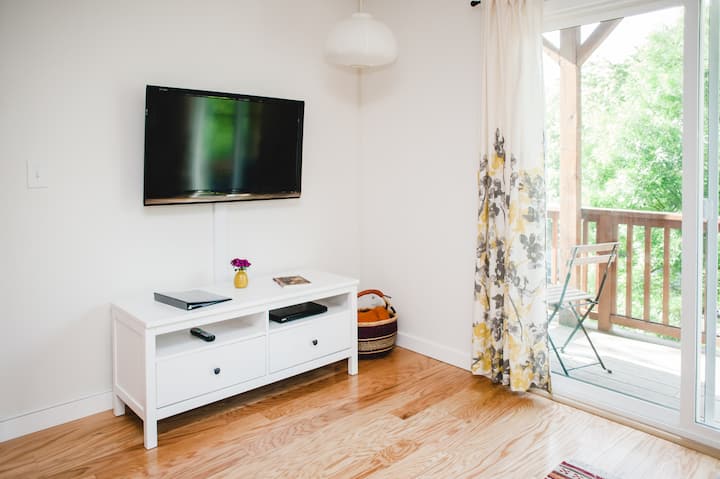 Your Own 3 Bedroom Home In Fremont - Seattle, WA