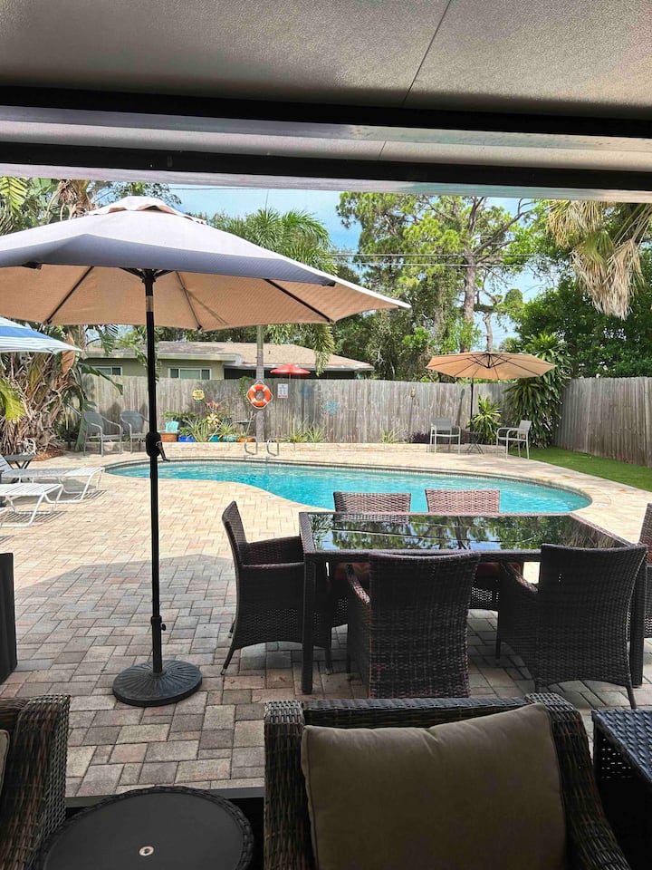 Peaceful: Private Entry: Pool: 10 Mins Dt/15 Beach - Gulfport