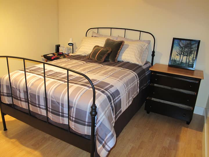 Private Suite In Phinney Ridge Home - Washington Park - Seattle