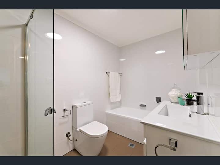 Entire Stylish Apartment Great Location & Parking - Sydney