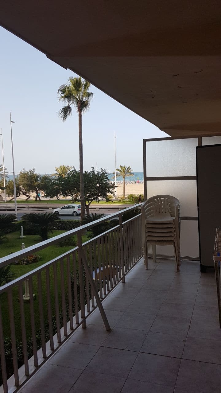 Apartamento En Primera Línea De Playa - Gandía