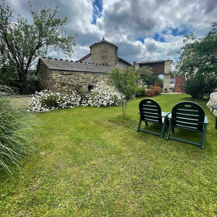At El Manzano, Complejo Rural Con Jardín Y Bbq - Ribadeo