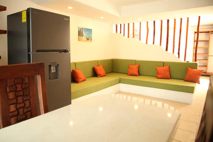 Homely Apt 300 Mt From D Pier Fast Wifi A/c & Park - Riviera Maya
