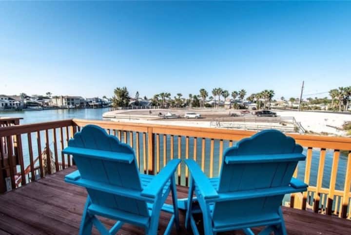 Spacious Townhome On Canal - Strpermit#2023-306648 - North Padre Island, TX